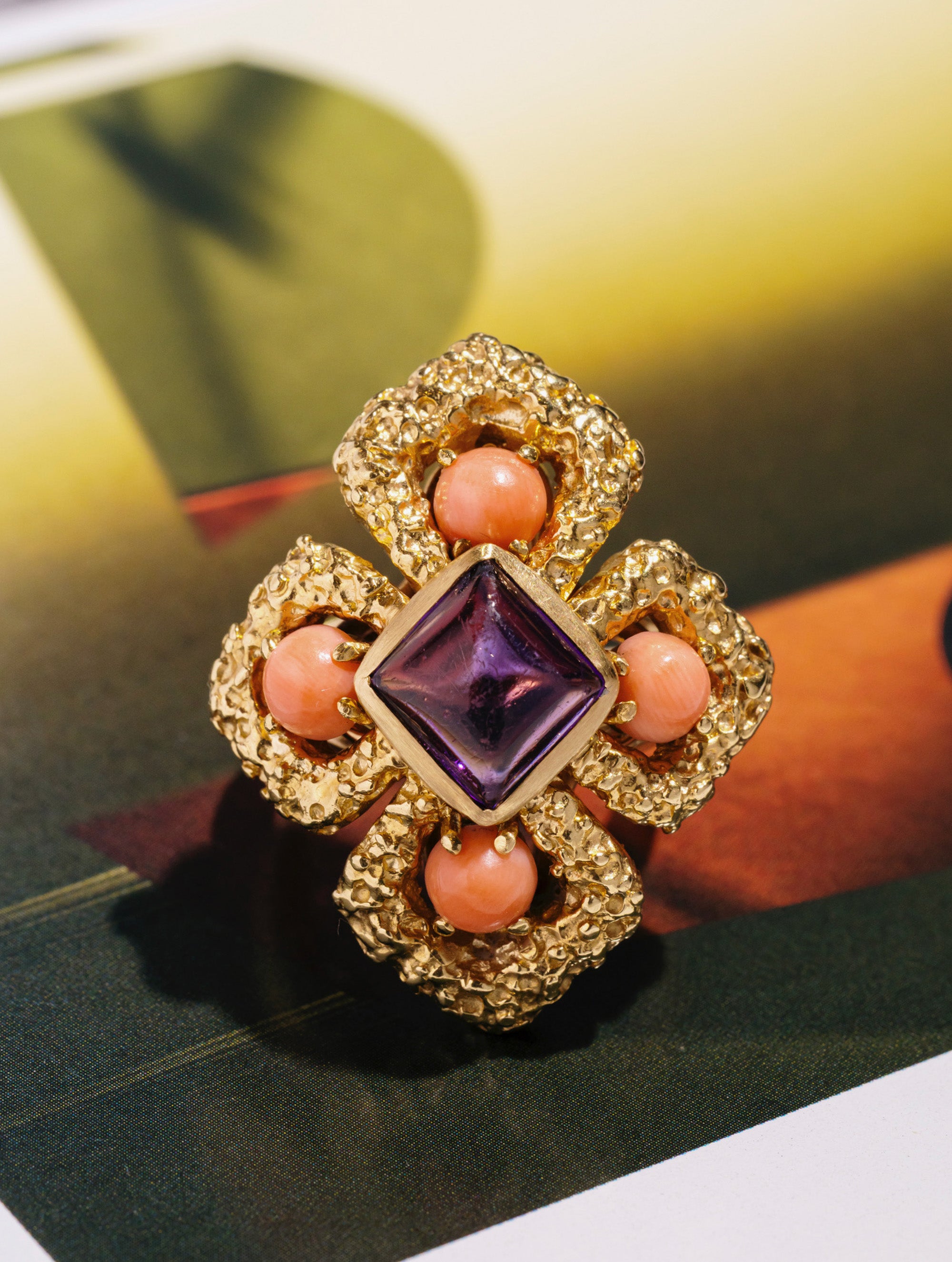 1970s Vintage Van Cleef & Arpels Coral & Amethyst Ring